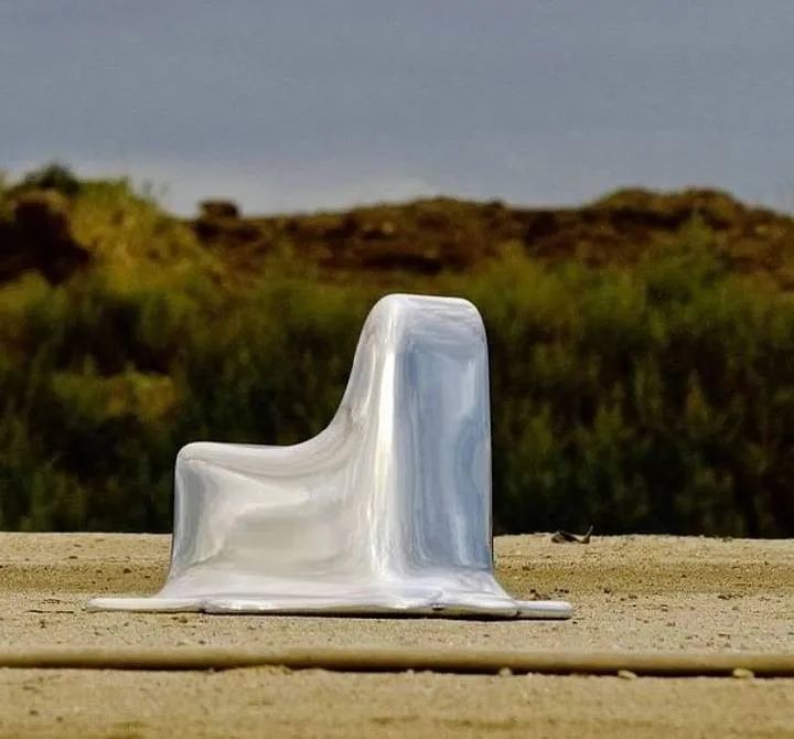 News - Glass fiber reinforced polymer creates a “melted chair”